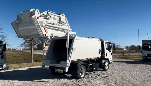 Diamondback 8 Yard Rear Loader - City-View